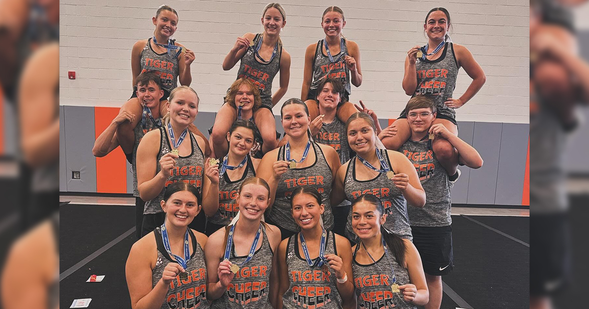 RSHS Tigers Cheer Team Excels at UCA Camp - SweetwaterNOW